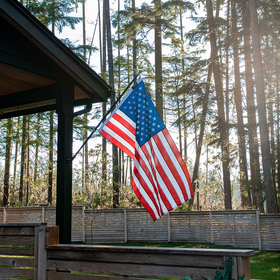 Products – Elizabeth Ross Flags